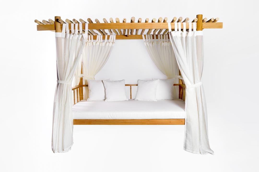 Analei Daybed - The Laurel Group Outdoor living